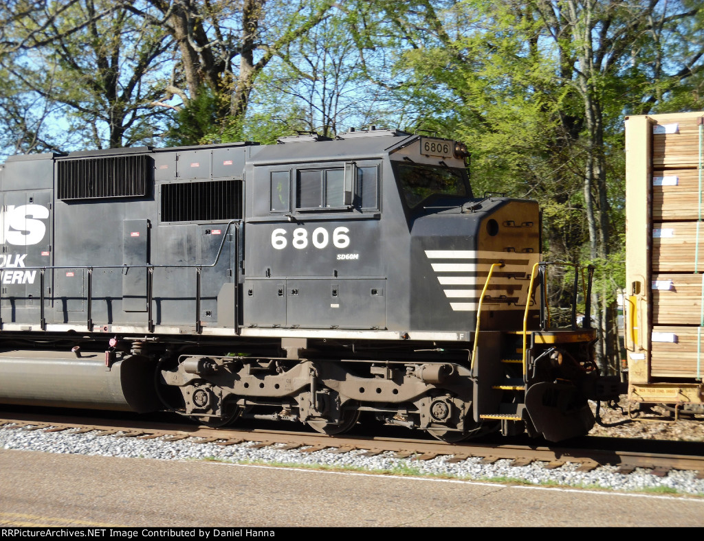 NS 6806